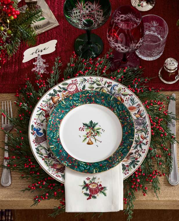 Dinnerware Sets For 8 & Dinnerware Collections | Pottery Barn