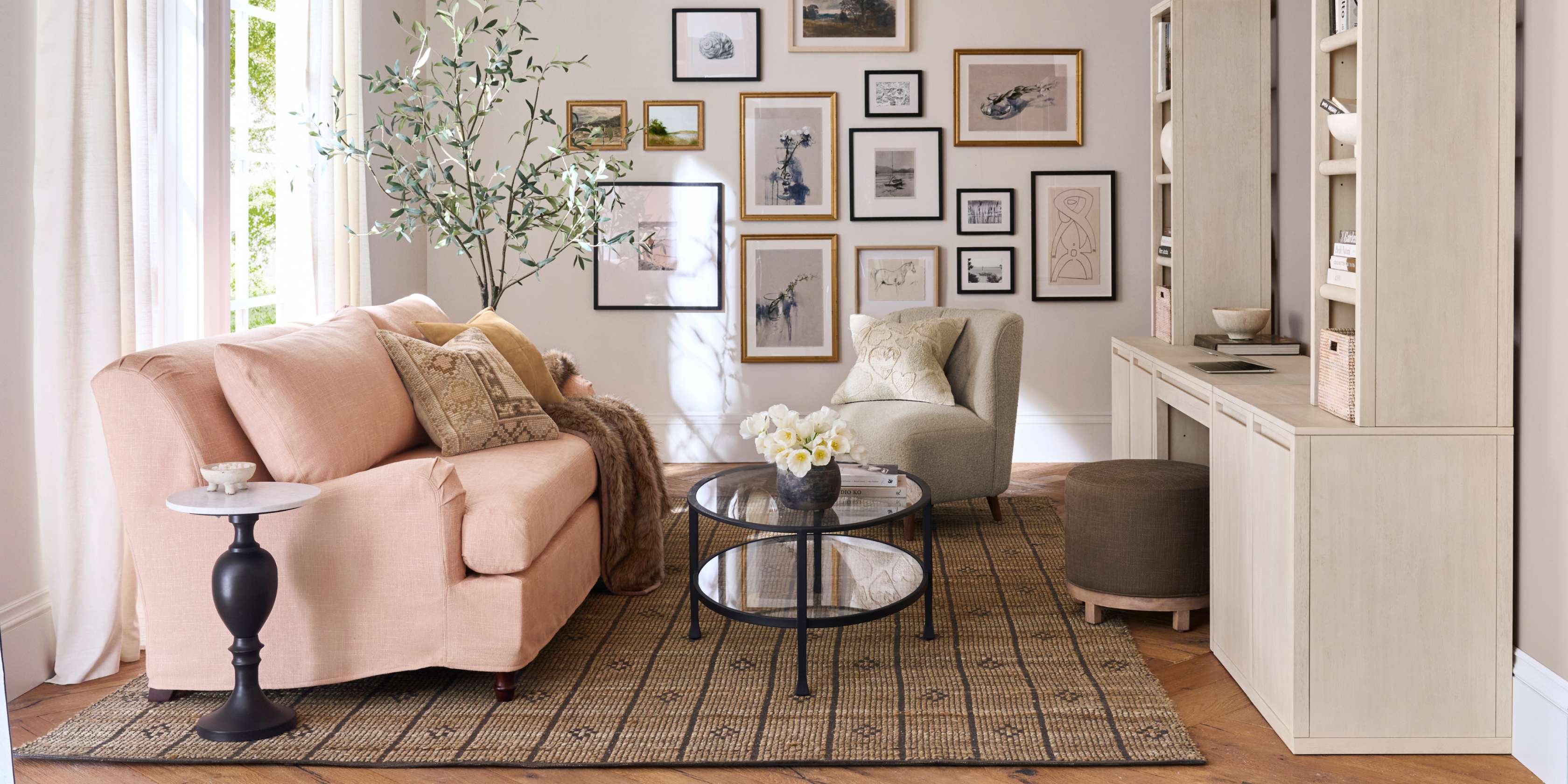 Carlisle Tanner Living Room | Pottery Barn