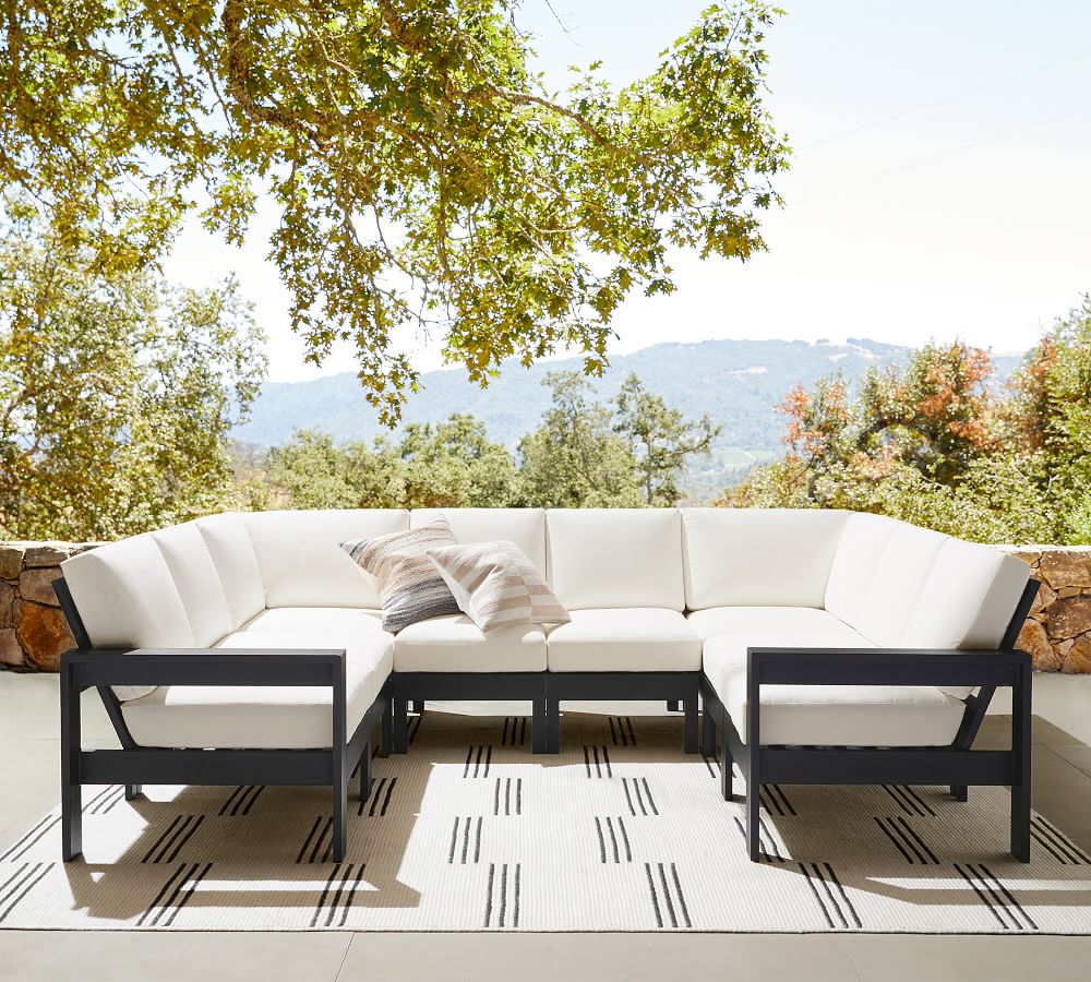 Torryn Indoor/Outdoor Rug | Pottery Barn
