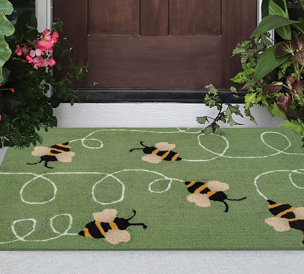 Bees Hand-Tufted Indoor/Outdoor Rug | Pottery Barn