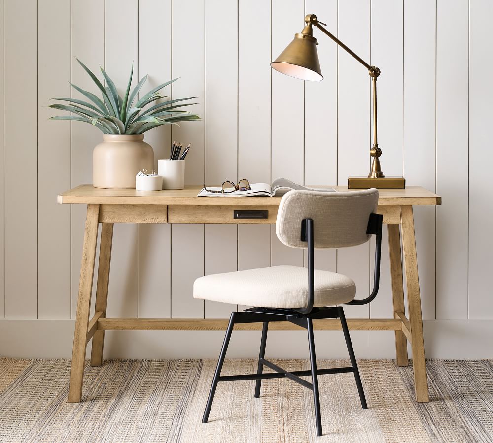 Architect's Adjustable USB Task Table Lamp | Pottery Barn