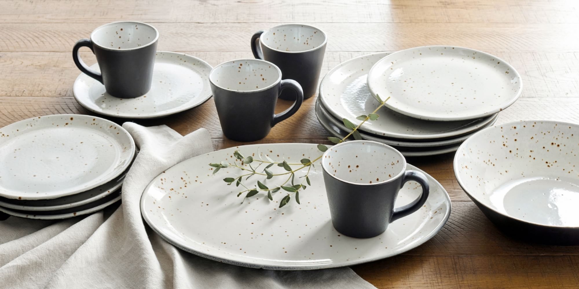Rustic Speckled Handcrafted Terracotta 16-Piece Dinnerware Set ...