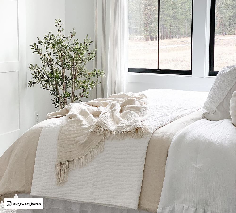 Pick-Stitch Handcrafted Cotton/Linen Quilt | Pottery Barn