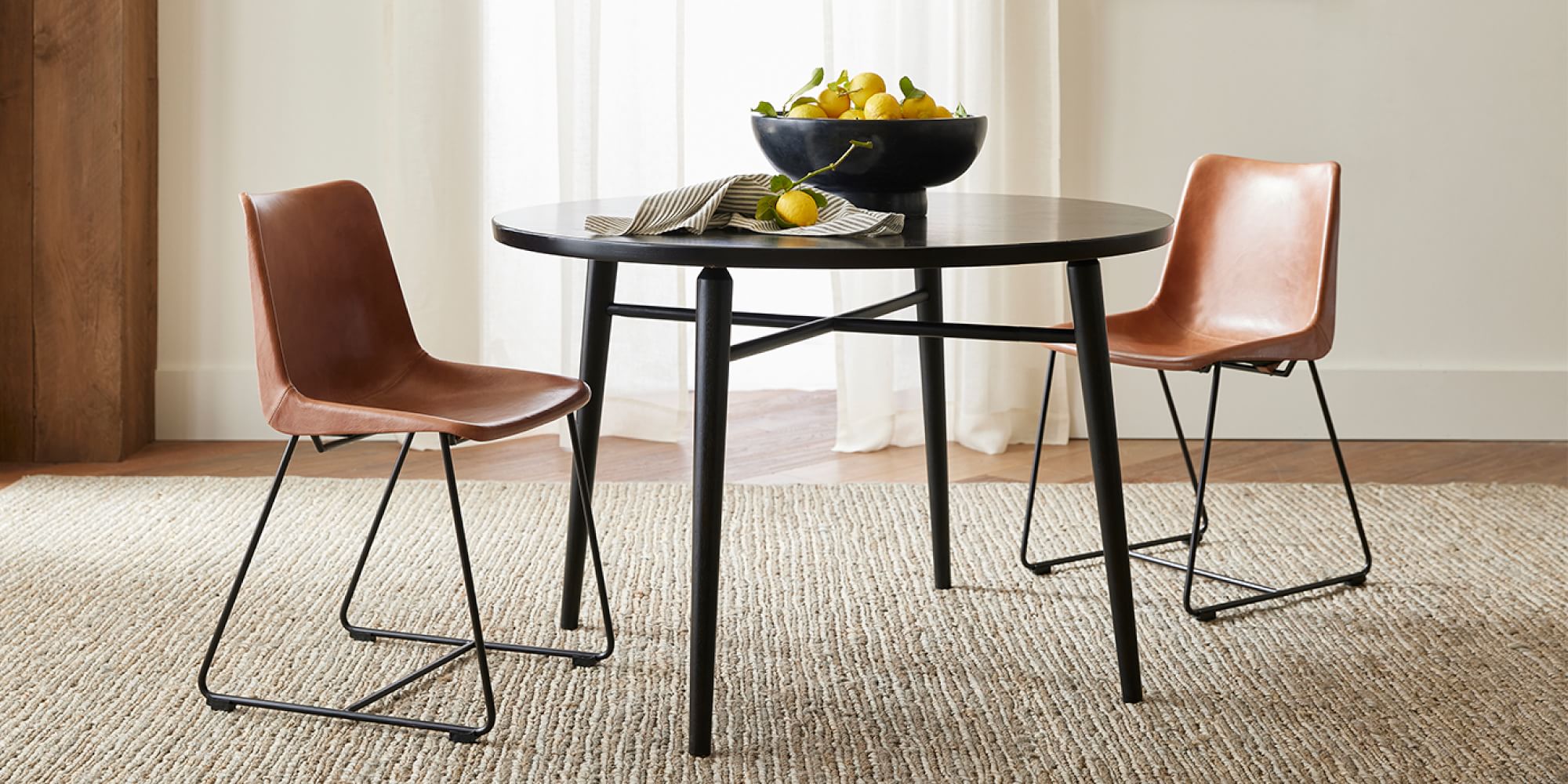 Willow Round Dining Table | Pottery Barn