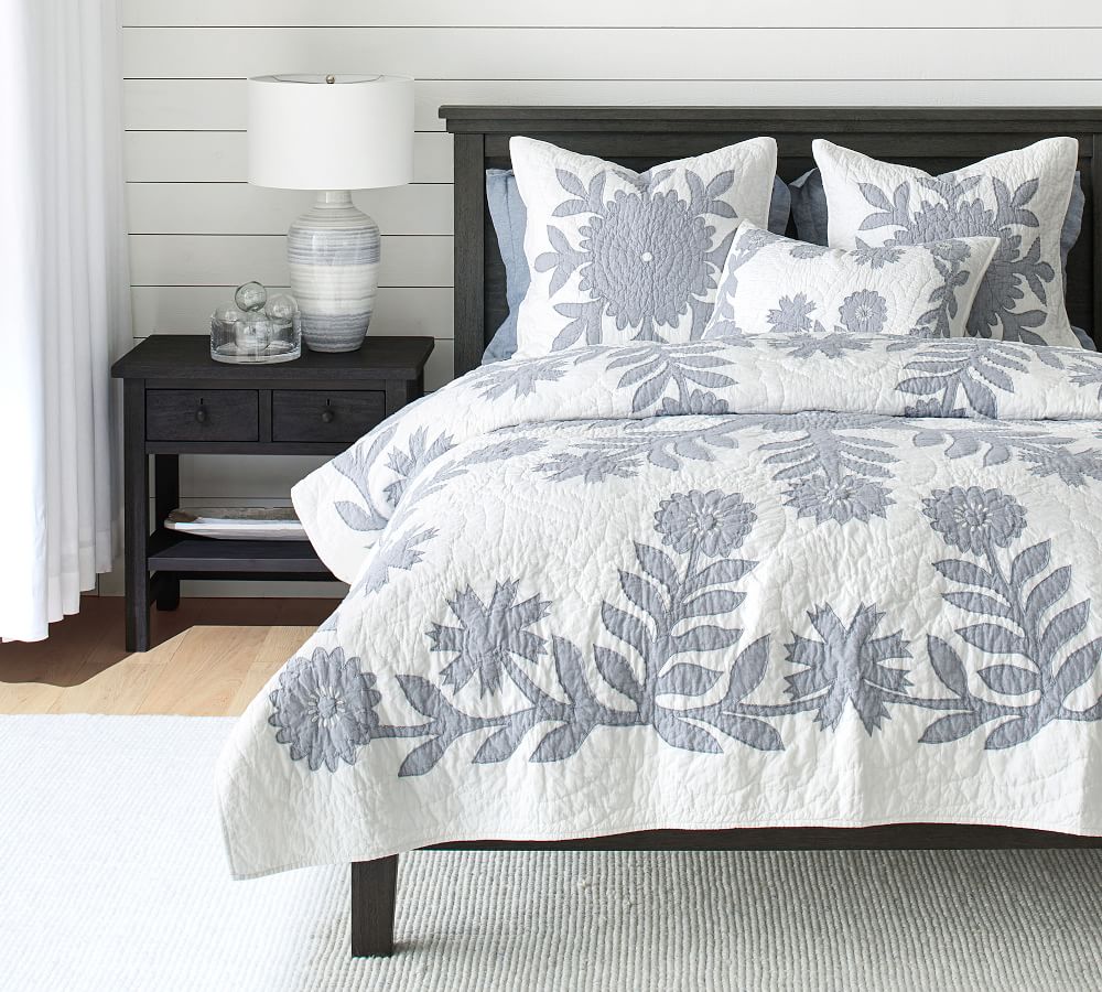 Hadley Ceramic Table Lamp | Pottery Barn