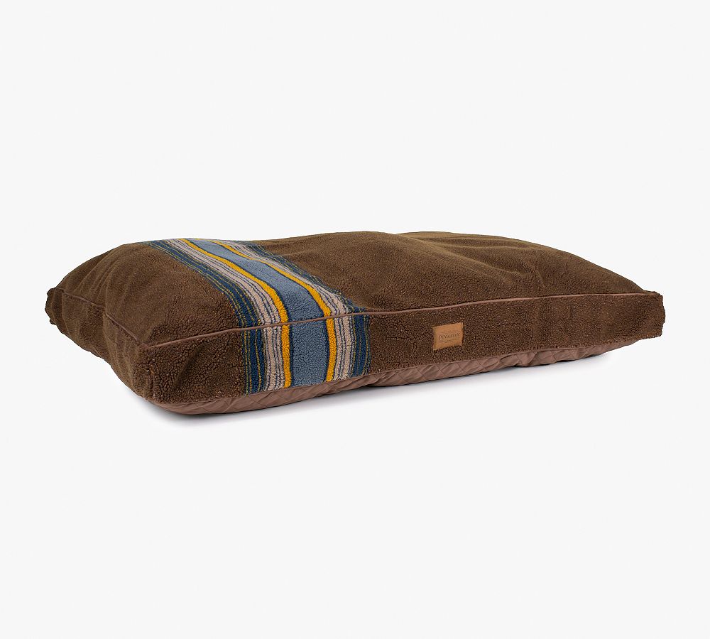 Pendleton® Vintage Camp Pet Bed | Pottery Barn