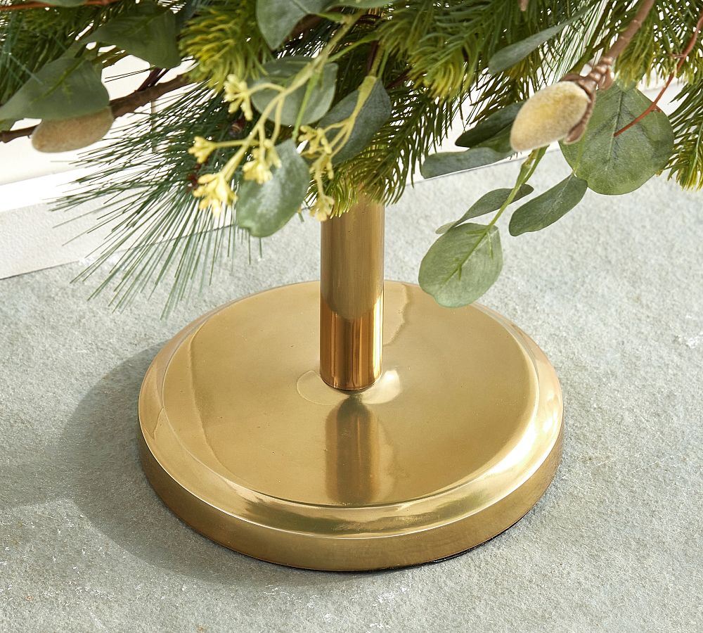 Adjustable Height Standing Wreath Hanger | Pottery Barn