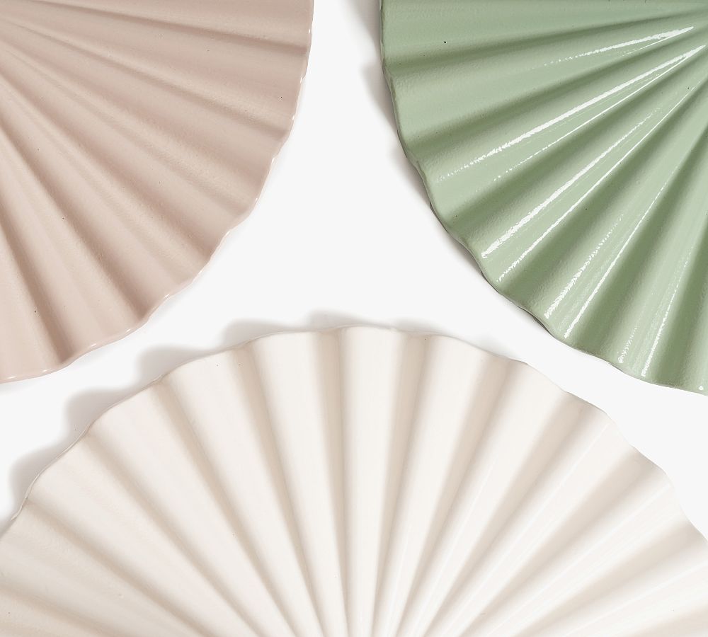 St. Tropez Clamshell Umbrella Base | Pottery Barn