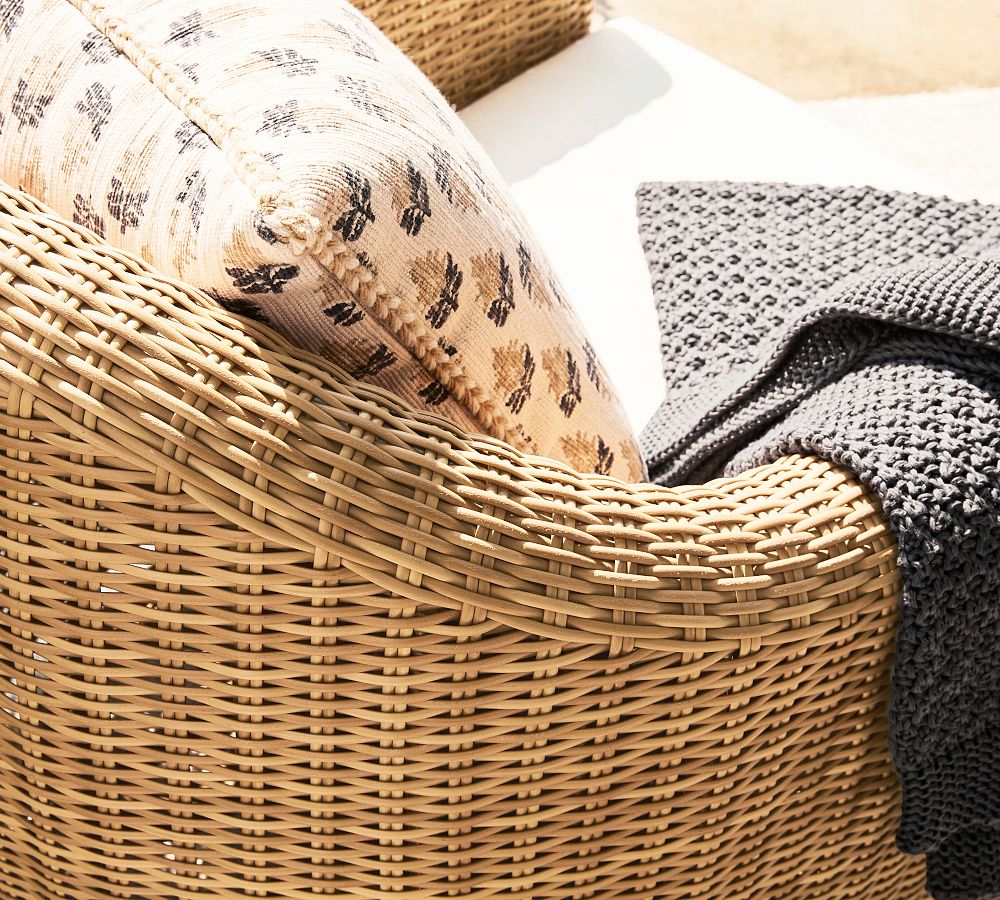 Gideon Swivel Outdoor Lounge Chair | Pottery Barn