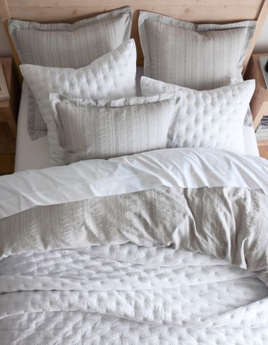 Bedding & Bedding Sets | Full, Queen & King Bedding | Pottery Barn