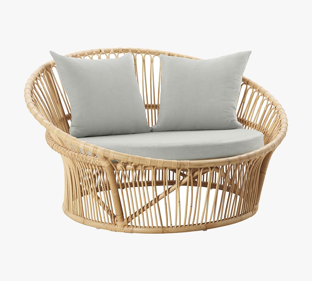 Outdoor Rattan Lounge Chair | Pottery Barn