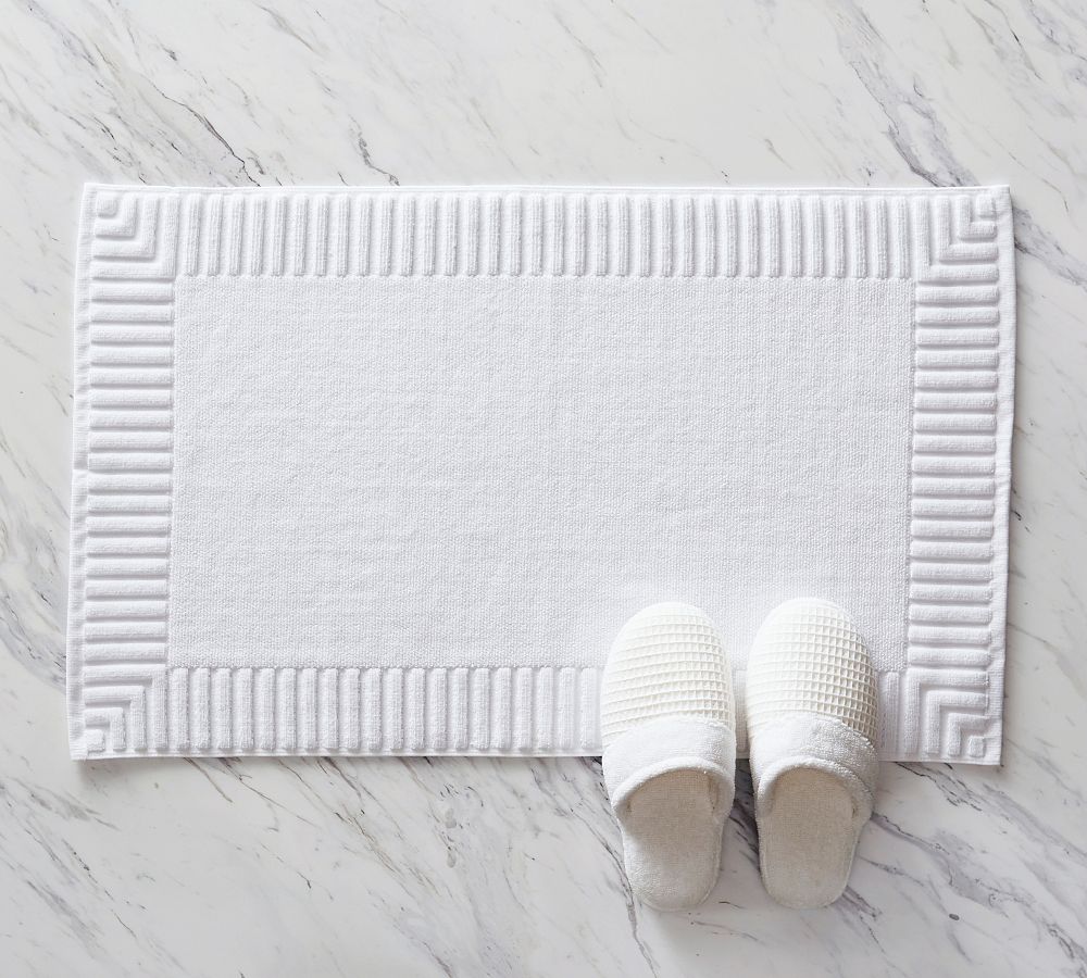 Retreat Standard Bath Mat | Pottery Barn