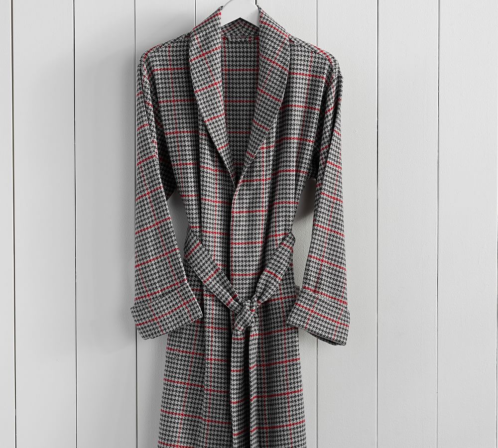 Randall Plaid Men's Robe | Pottery Barn