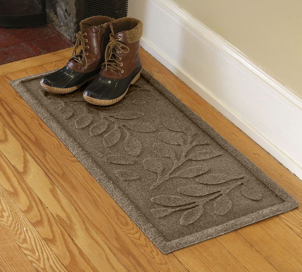 Lawson Leaf Outdoor Boot Tray Mat | Pottery Barn