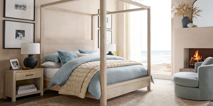 Aptos Canopy Bed