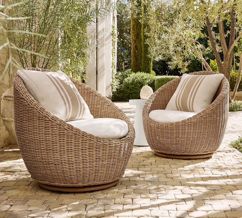 Huntington Petite Wicker Swivel Outdoor Papasan Pottery Barn