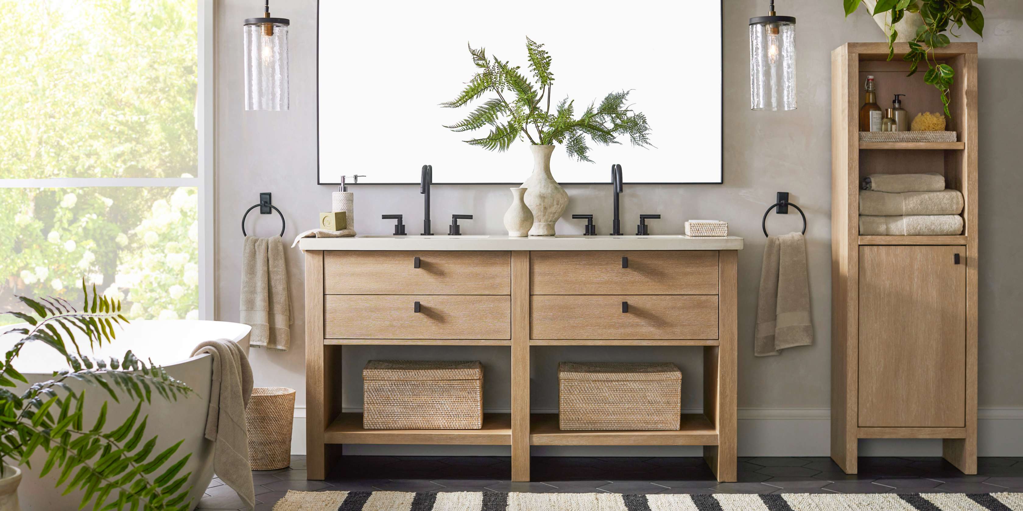 Farmhouse Raylan Bathroom | Pottery Barn