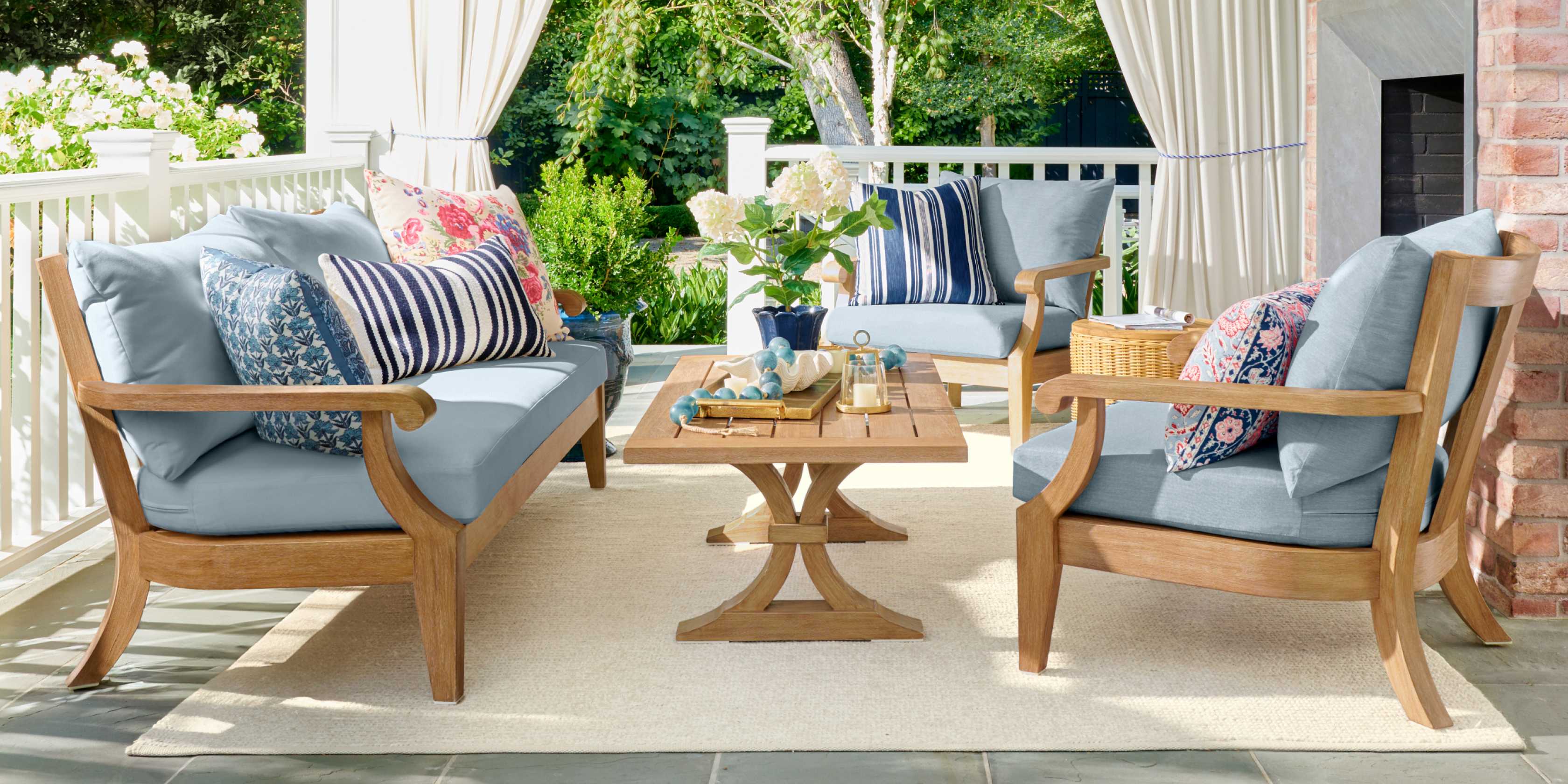 Fallbrook Outdoor Lounge | Pottery Barn