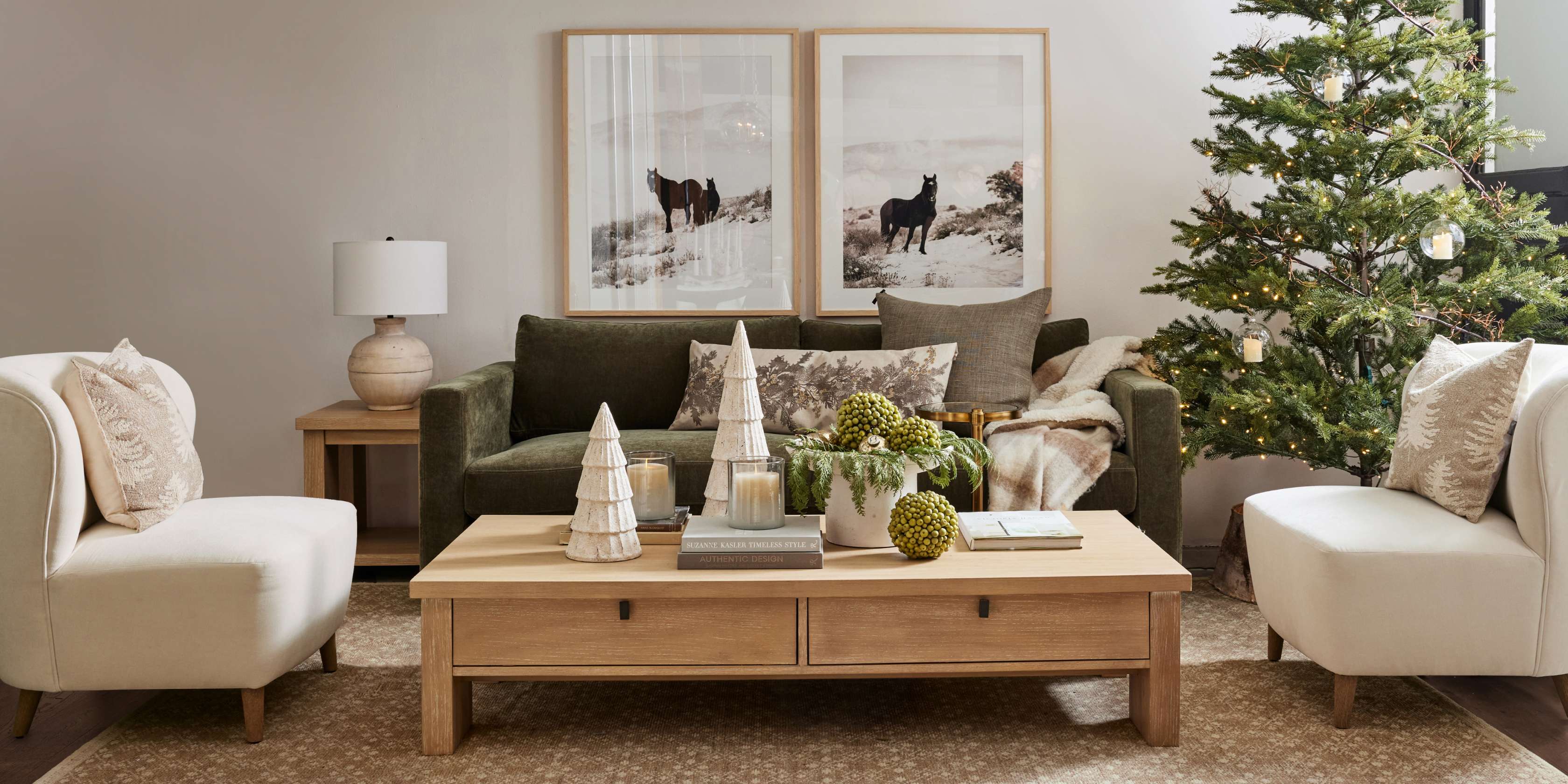 Jake Farmhouse Living Room HO24 | Pottery Barn