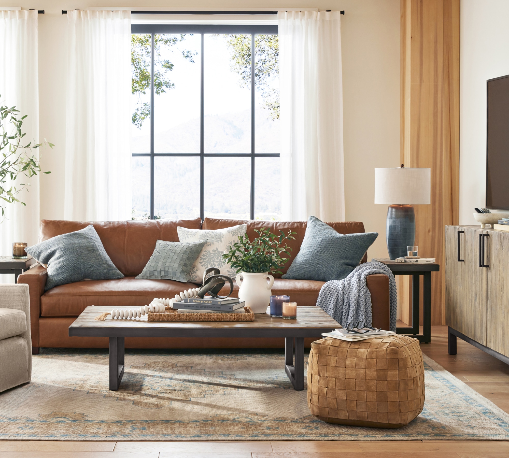 Sofas Turner Thorndale Living Room Pottery Barn