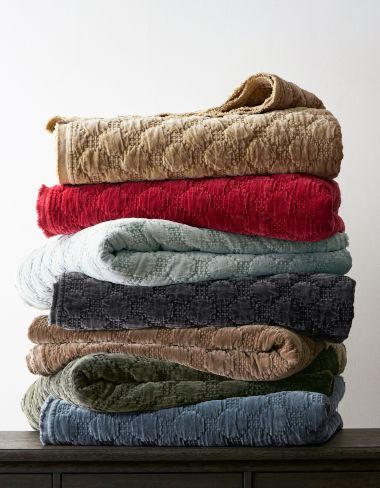 Bedding & Bedding Sets | Full, Queen & King Bedding | Pottery Barn