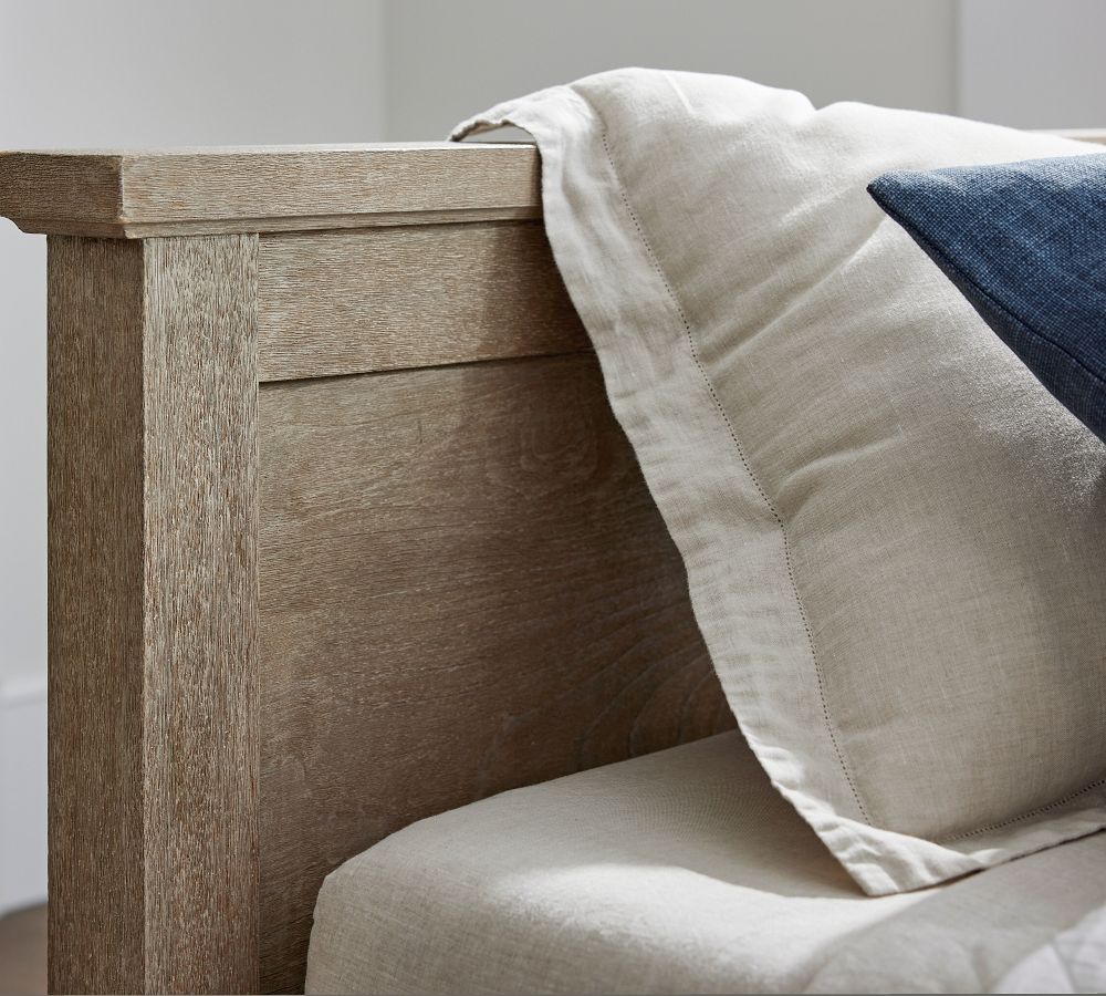 Farmhouse Daybed with Trundle | Pottery Barn