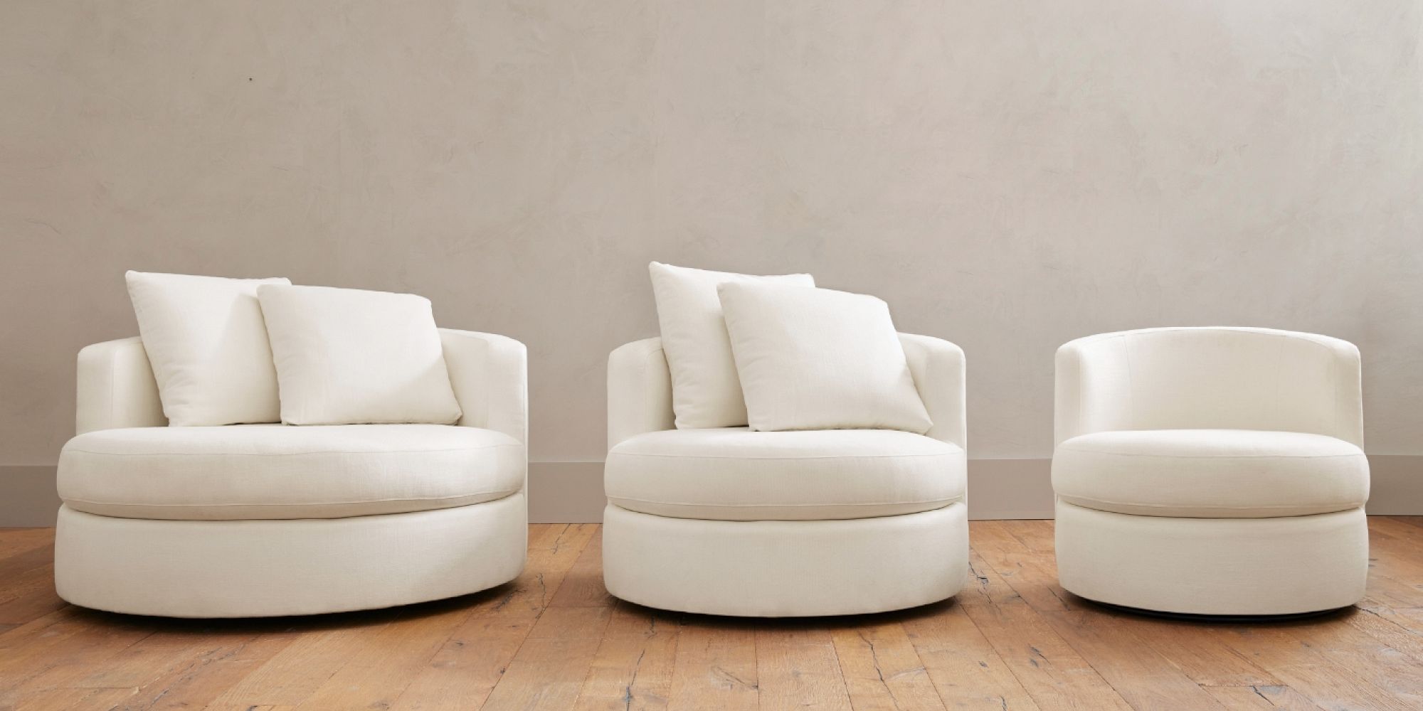 Balboa Upholstered Grand Swivel Armchair, Polyester Wrapped Cushions ...