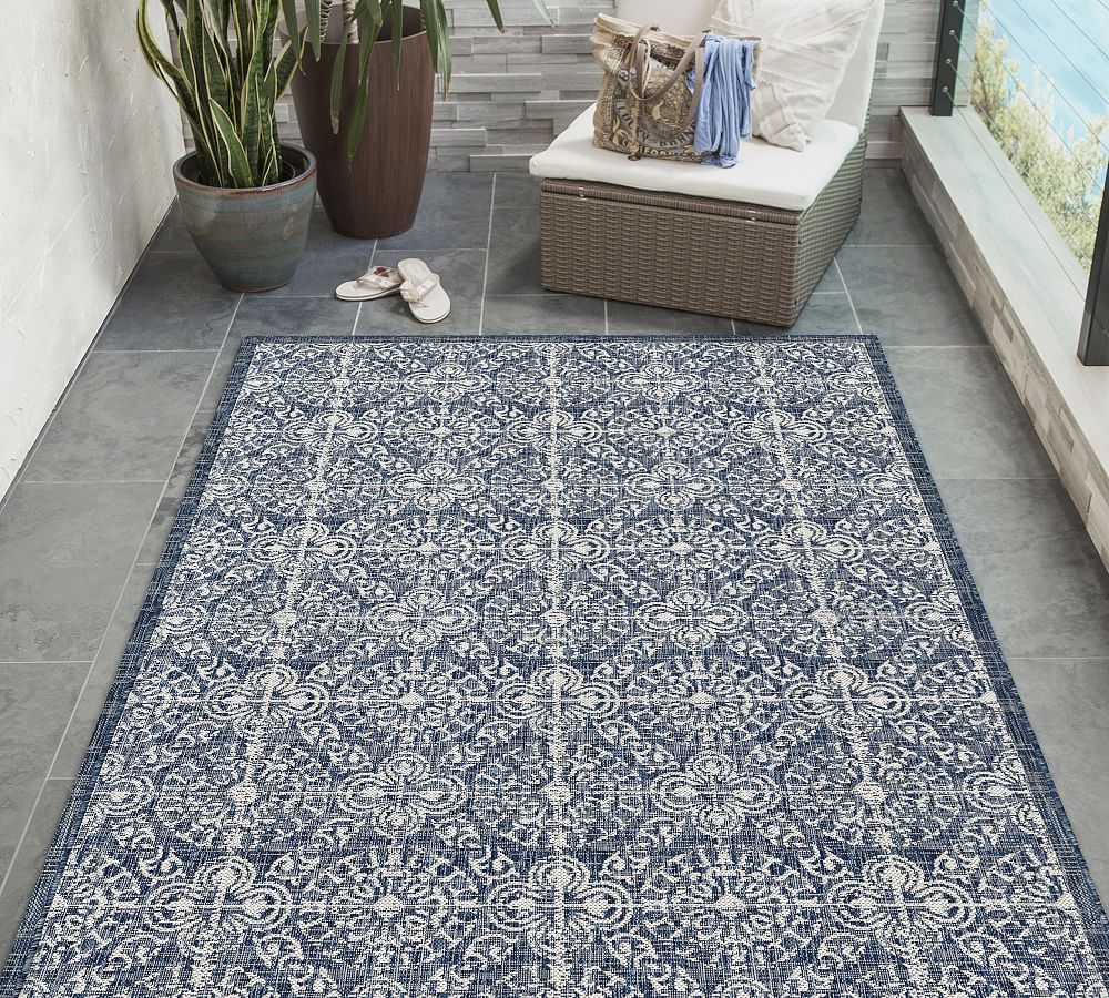 Pottery Barn Outdoor Rug