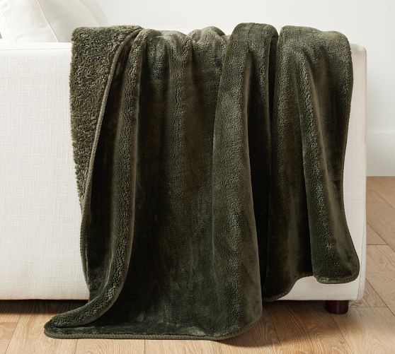 Cozy Cloud Plush Throw | Pottery Barn