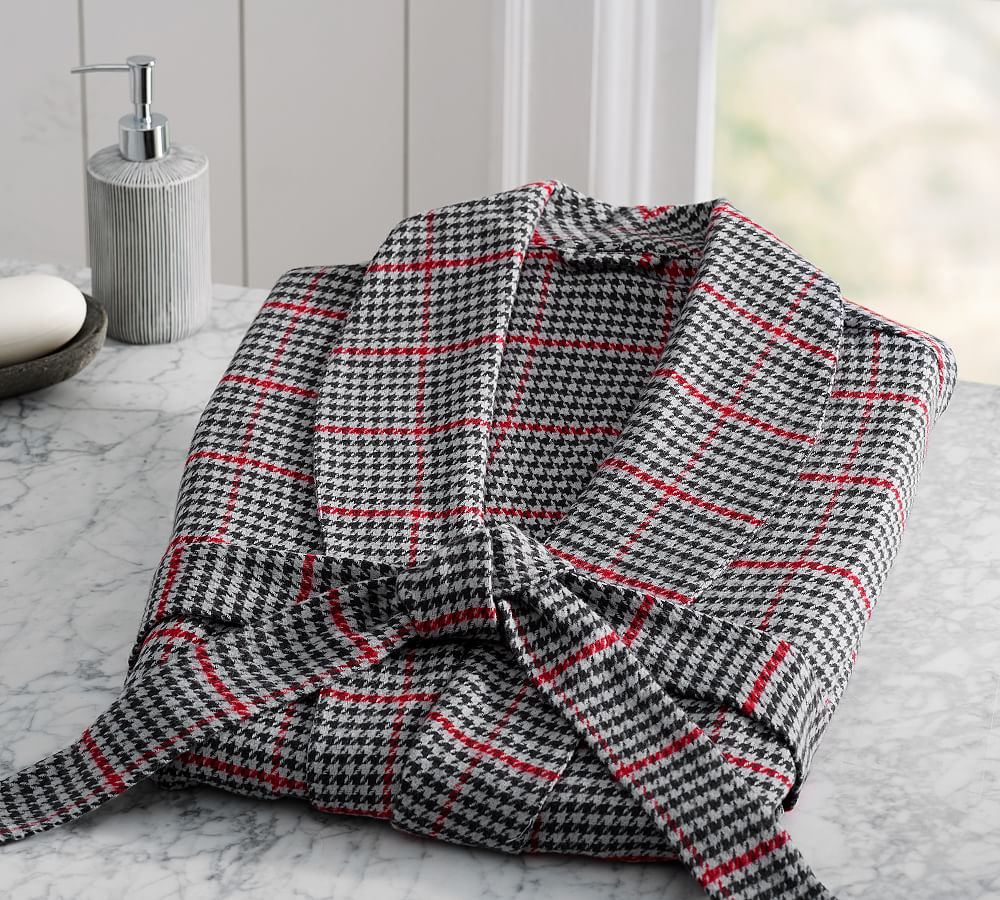 Randall Plaid Men's Robe | Pottery Barn