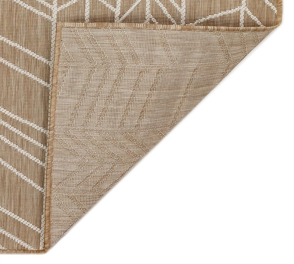 Lale Herringbone Outdoor Performance Rug | Pottery Barn
