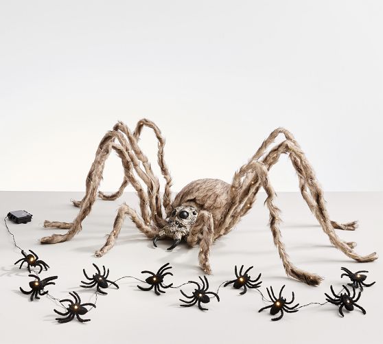 Harry Potter™ Lit Aragog Spider & Mini Spider String Lights | Pottery Barn