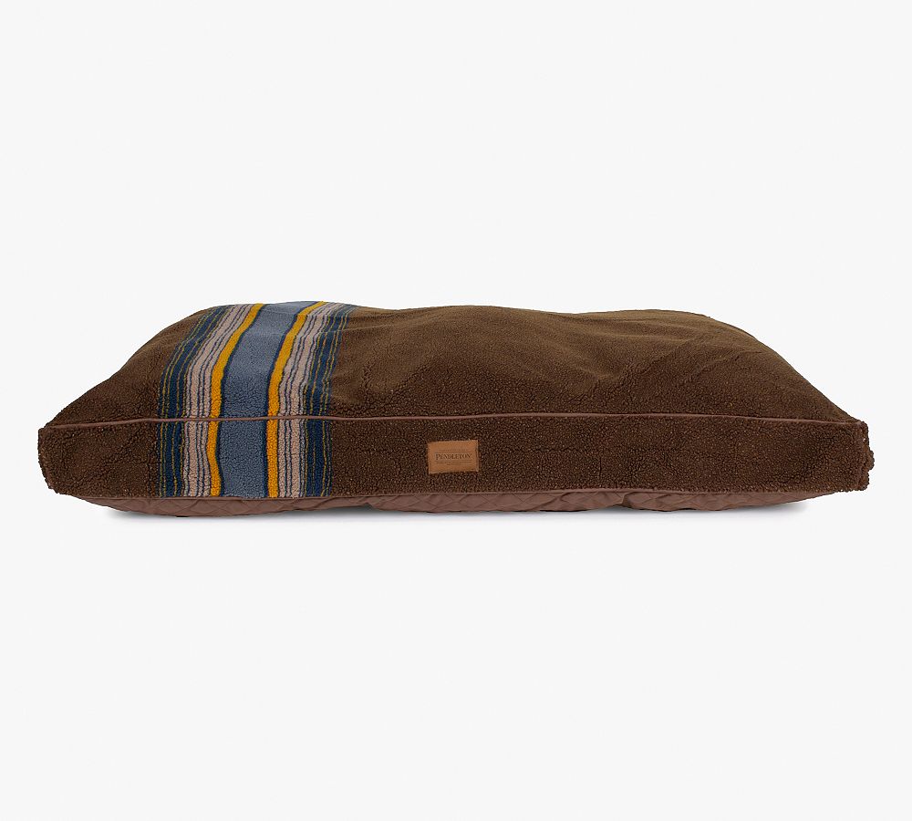 Pendleton® Vintage Camp Pet Bed | Pottery Barn