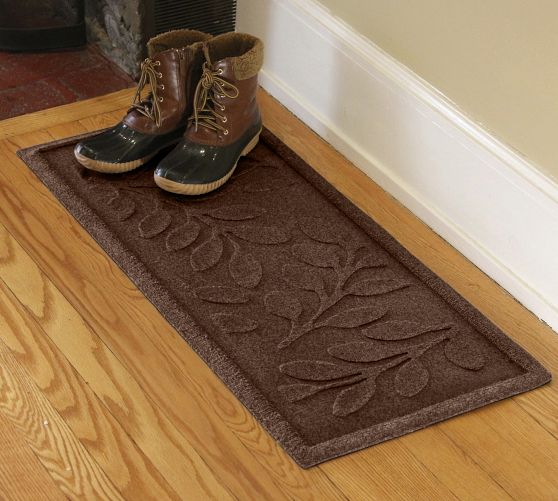 Lawson Leaf Outdoor Boot Tray Mat | Pottery Barn