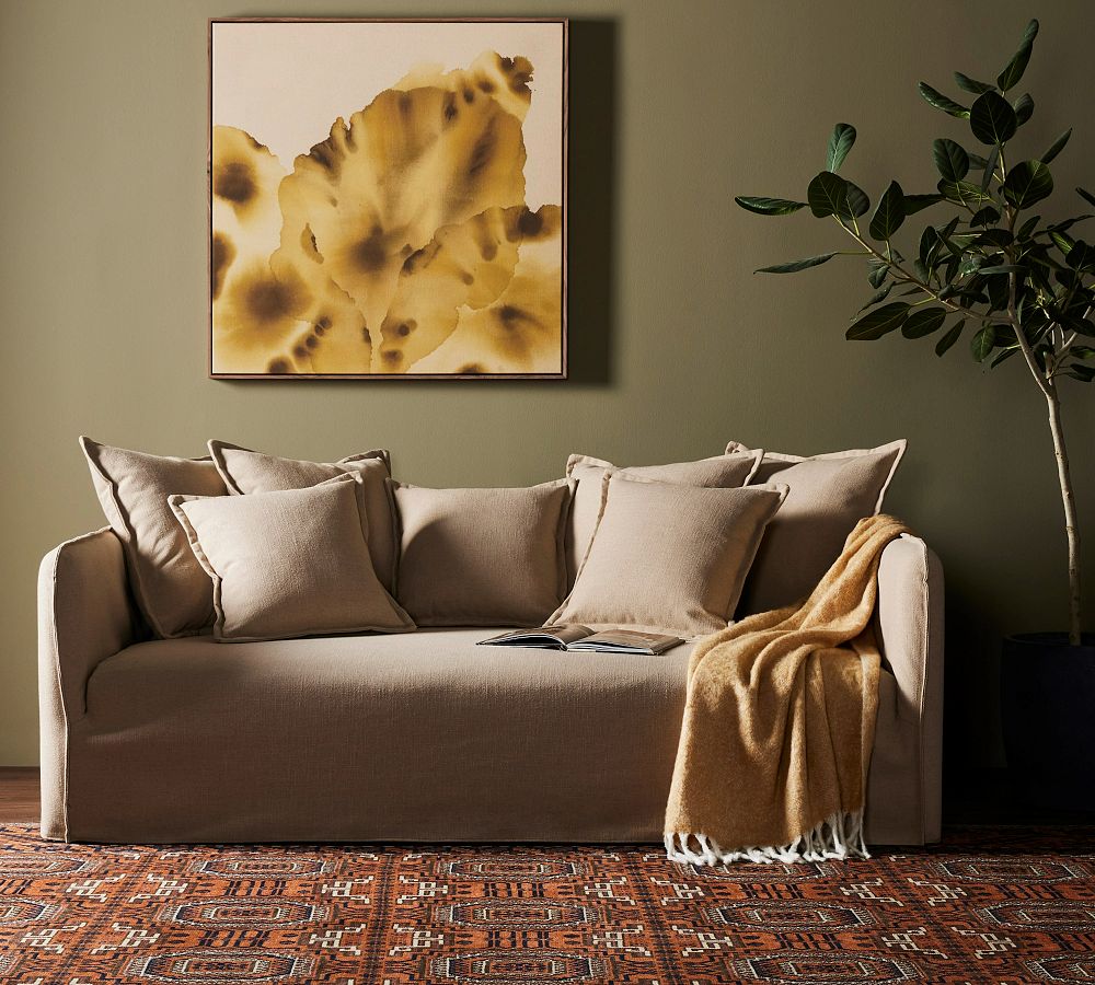 Kynlee Slipcovered Daybed | Pottery Barn