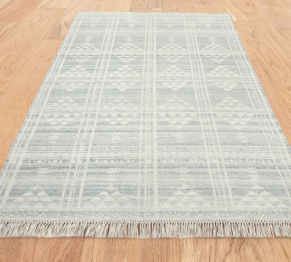 Mila Outdoor Rug Swatch - Free Returns Within 30 Days | Pottery Barn