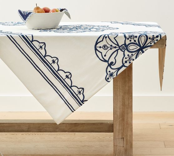 Tablecloths, Table Runners & Table Linens | Pottery Barn