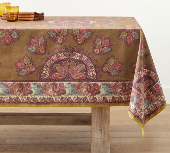 Tablecloths, Table Runners & Table Linens | Pottery Barn