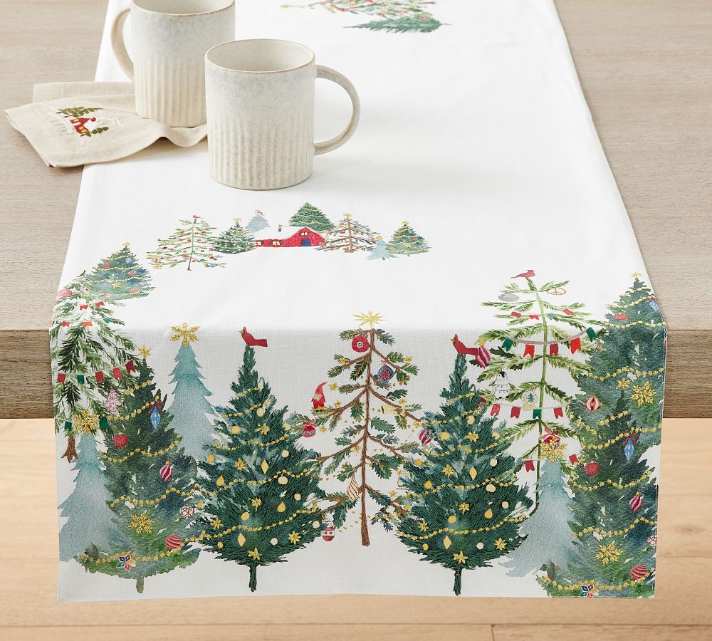 Christmas in the Country Embroidered Cotton/Linen Table Runner ...
