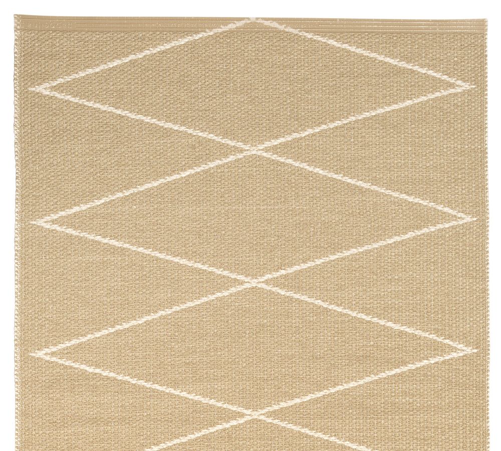 Pappelina Max Reversible Outdoor Rug | Pottery Barn