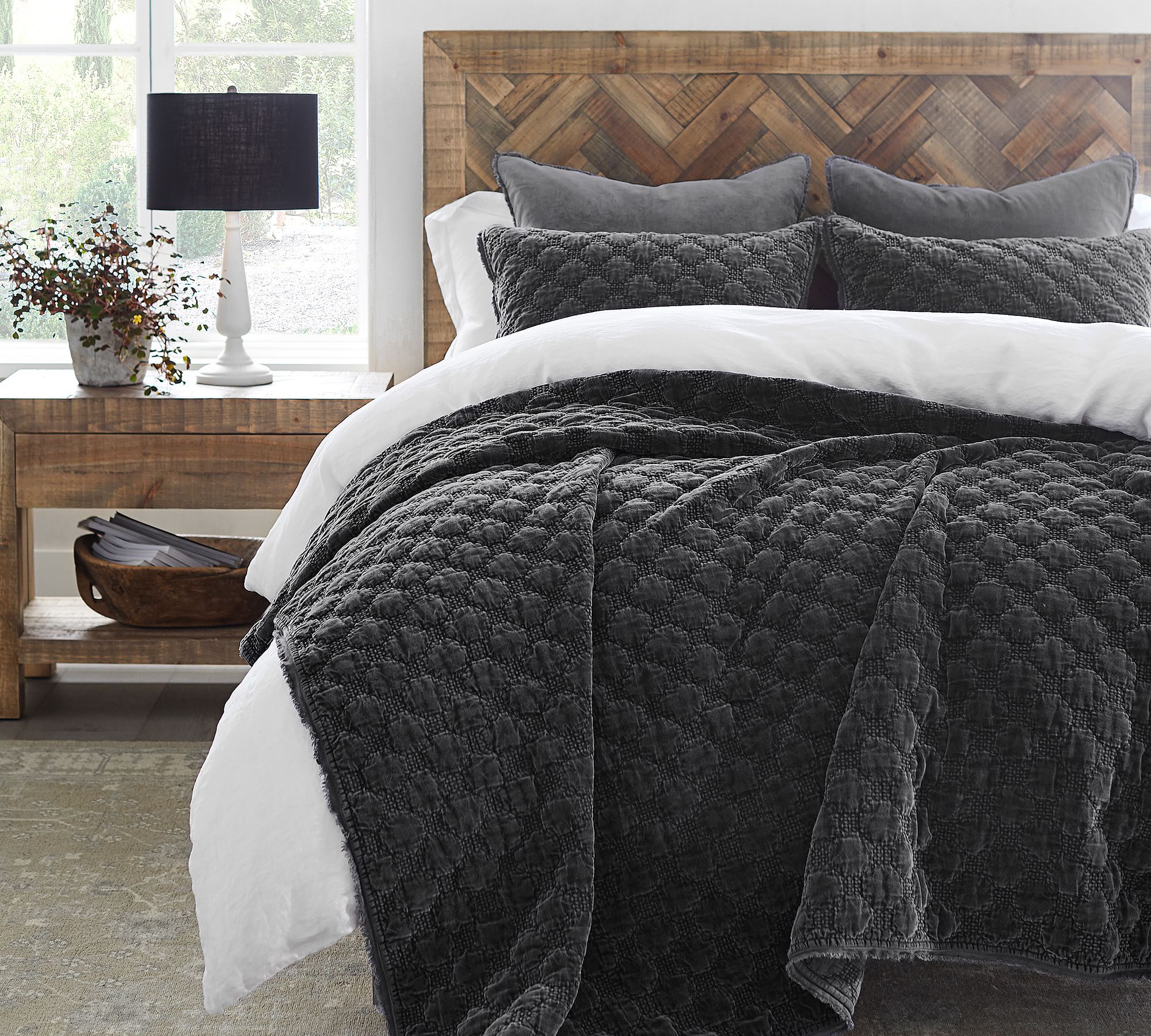 Pottery barn velvet lattice quilt store