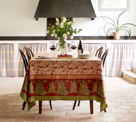 Tablecloths, Table Runners & Table Linens | Pottery Barn
