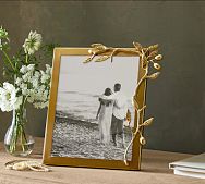 Stylish Picture Frames for Personalized Gallery Walls | Pottery Barn